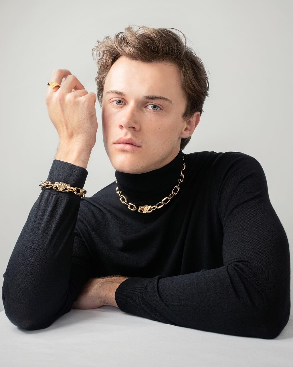 Chris Briney Biografía, Edad, Altura, Novia, Patrimonio Neto