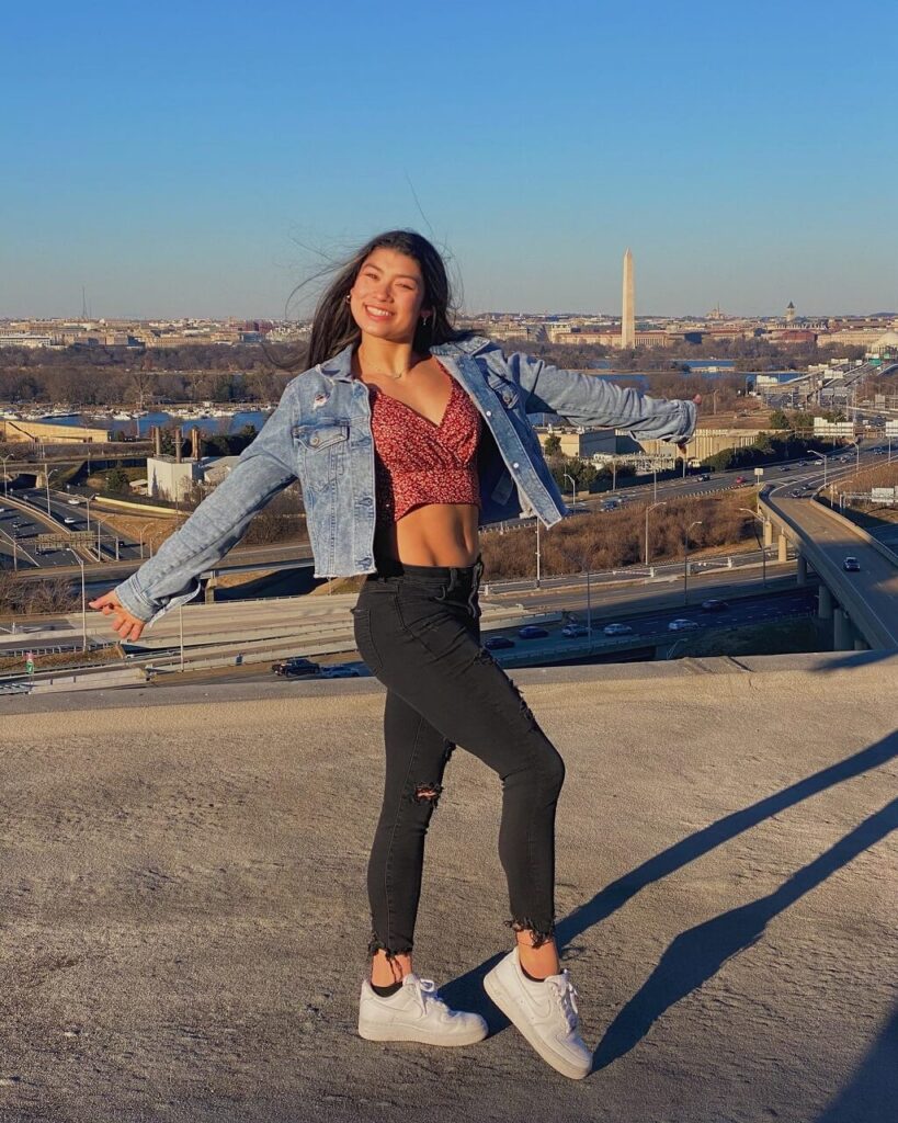 Kayla DiCello Biografía, Edad, Altura, Patrimonio, Pareja, Carrera