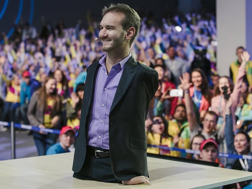 Nick Vujicic Esposa, Patrimonio, Familia, Hijos, Padres, Edad, Altura