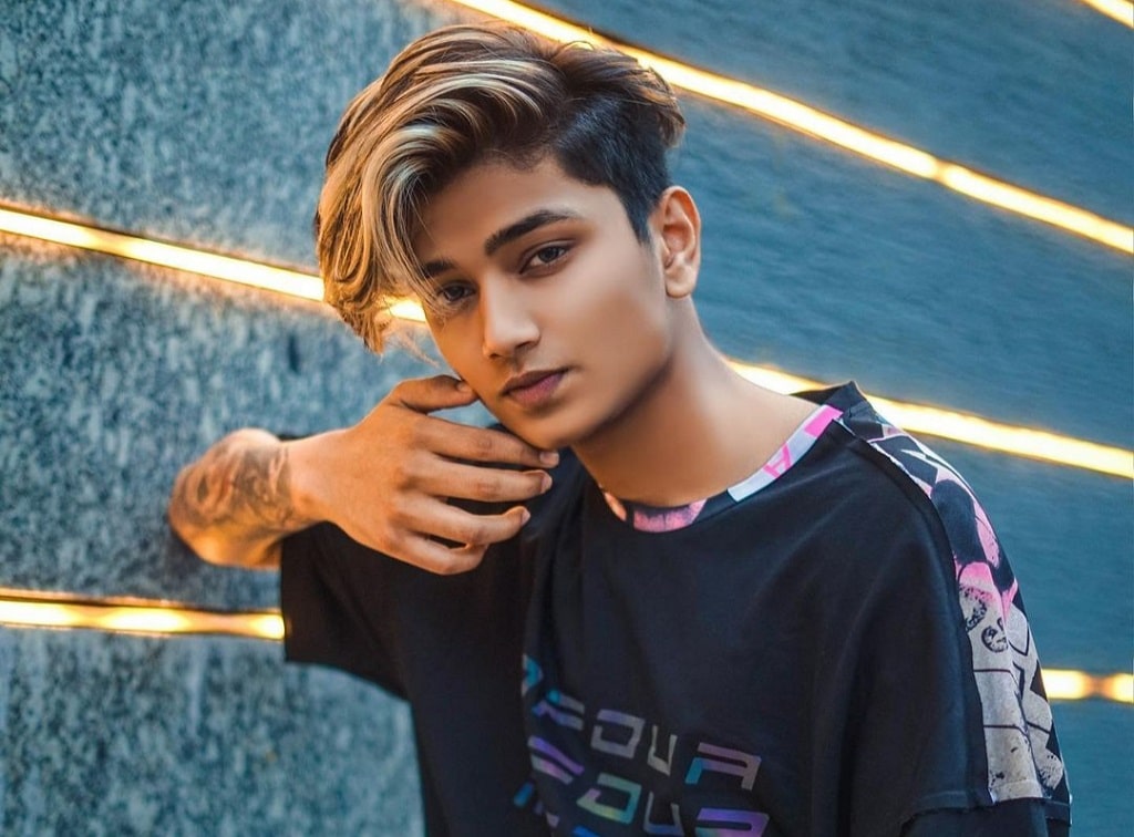 ¿Quién es Tushar Silwat? Tik Toker Biografía, Wiki, Edad, Altura, Novia ...