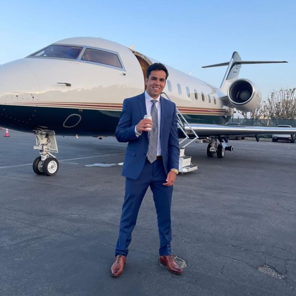 ¿Cuánto es el patrimonio neto de Kyle Forgeard?